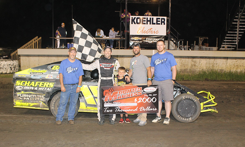 Duffy exceeds expectations after late arrival for Modified Madness ...