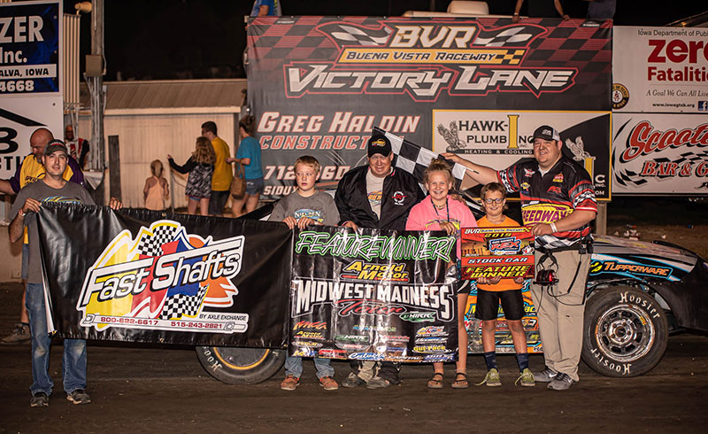 Smith starts new Kyle Suter Memorial win streak - IMCA - International ...
