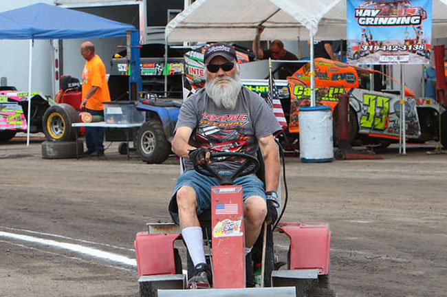 Memorial services pending for Larry Larson - IMCA - International Motor ...