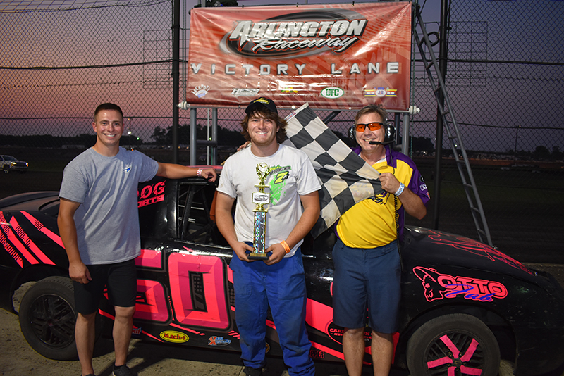 Close racing the rule at Arlington - IMCA - International Motor Contest ...