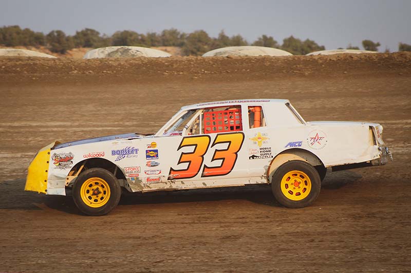 Duggins’ unbelievable year ends with third straight title in IMCA’s Big ...