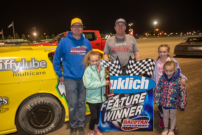 Keller dominates opening night at Dacotah Speedway - IMCA ...