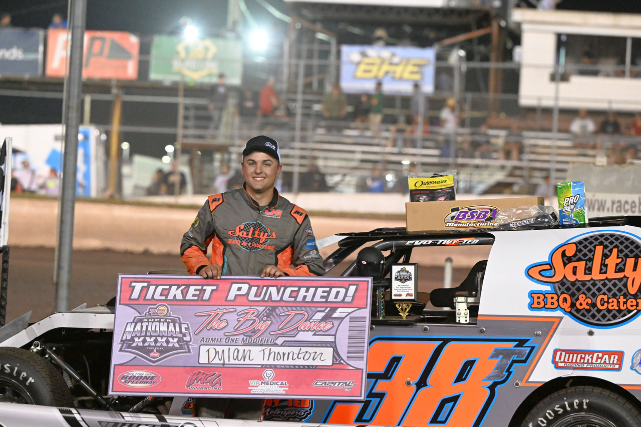 Thompson, Thornton top NAPA Pole Night Modified qualifiers at Super ...