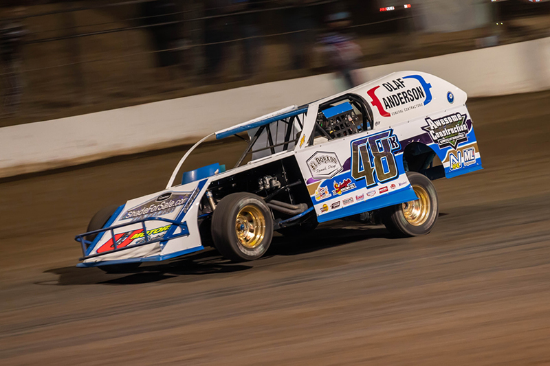 Hibdon, Williams hoist Night 2 IMCA.TV Winter Nationals hardware - IMCA ...