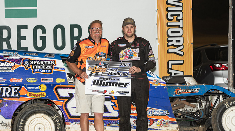 Marshalltown Fans Salute Imca Modified Winner Rust Imca