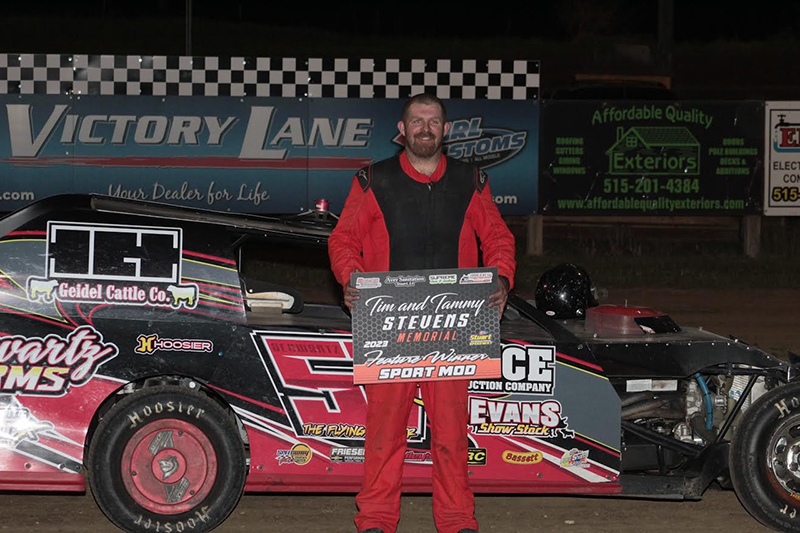 Schwartz wires IMCA Northern SportMod field at Stevens Memorial - IMCA ...