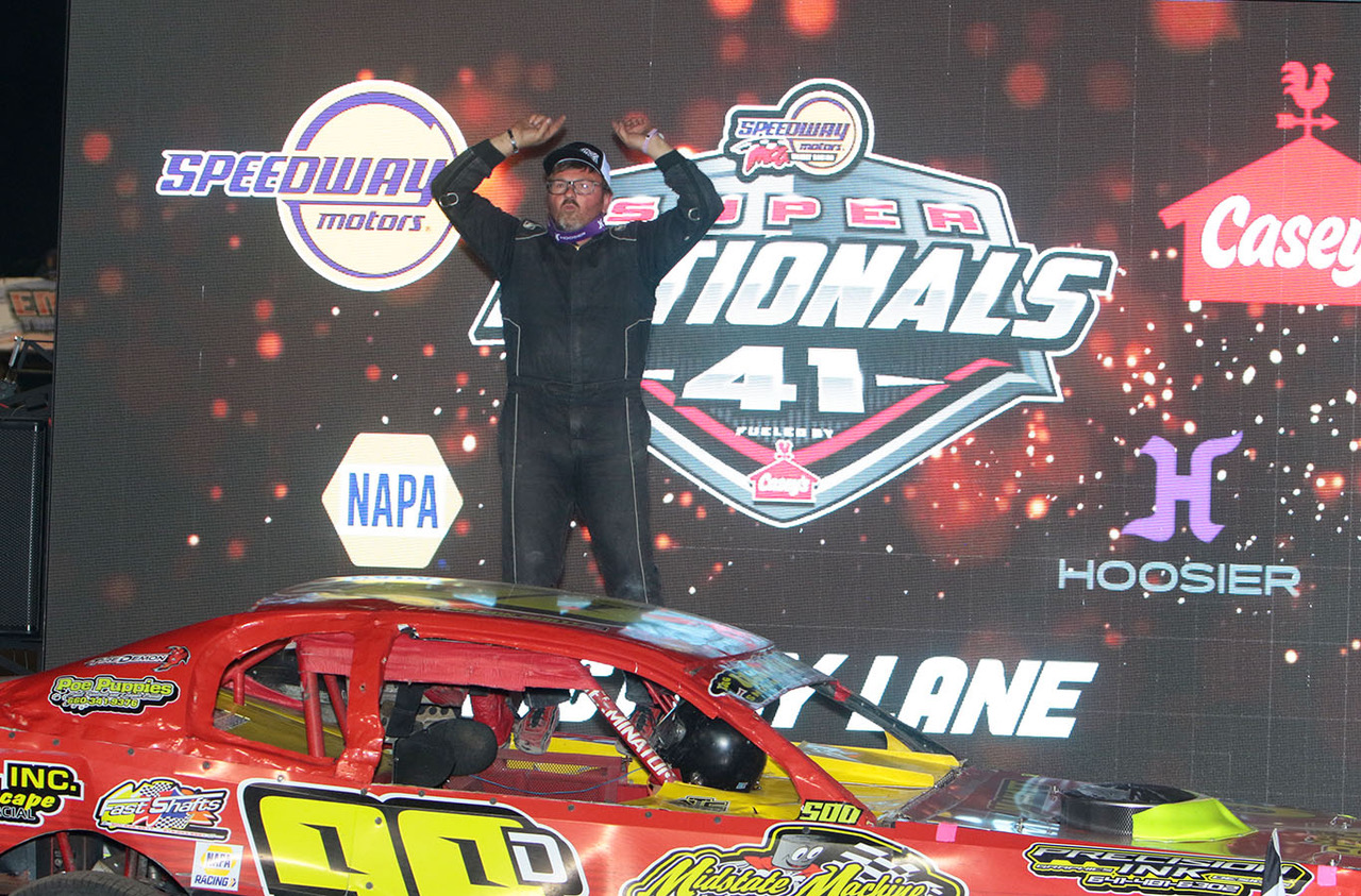 257 Stock Cars set Super Nationals record as Damon Murty and Larson top qualifying features ...