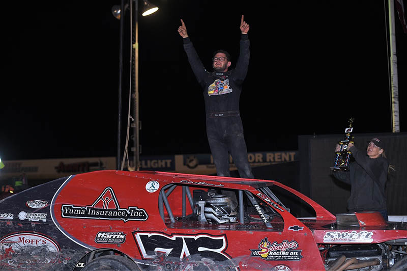 Baca reaches 100 career win milestone before taking national ...