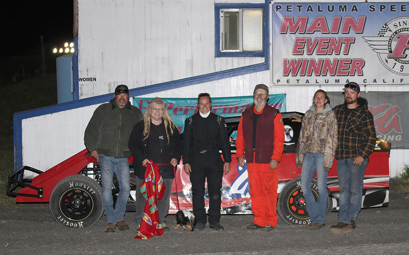 Byron battles to brilliant win at Petaluma - IMCA - International Motor ...