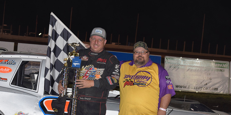 Shryock scores $2,000 Hobo Hustle checkers - IMCA - International Motor ...