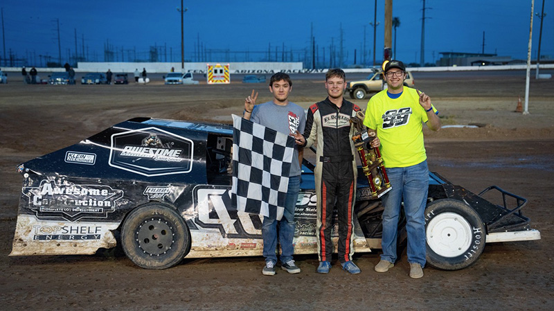 Hibdon dominates finale for IMCA Modifieds at Showdown - IMCA ...