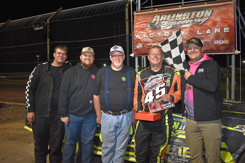 Mackenthun Steals Stock Car Victory in Last-Lap Thriller - IMCA ...