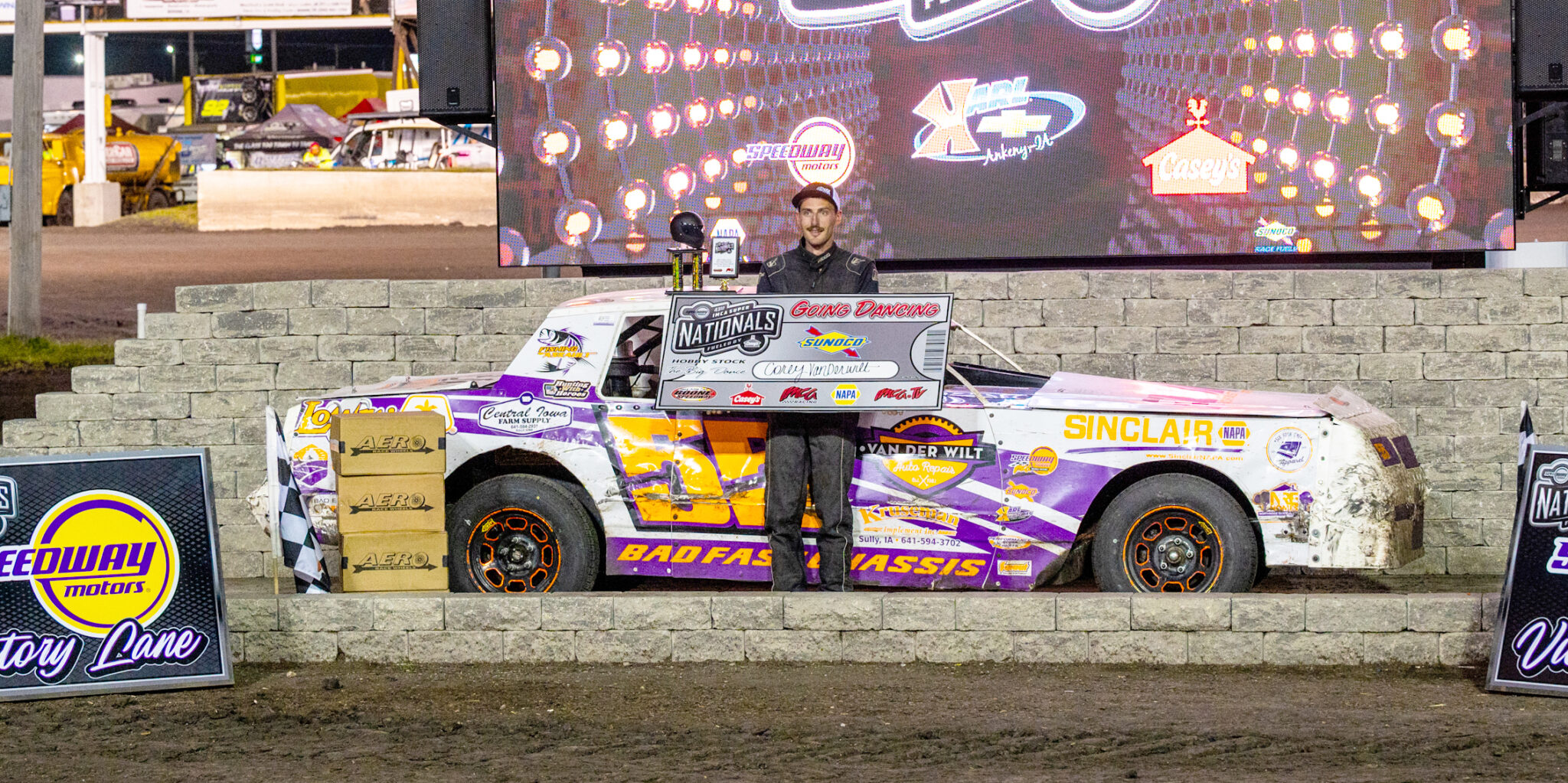 Van Der Wilt and Nielsen Capture Tuesday Hobby Stock Qualifiers at ...